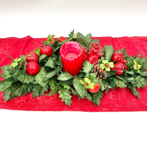 Holiday | Vintage Christmas Decor Plastic Centerpiece With Candle And ...